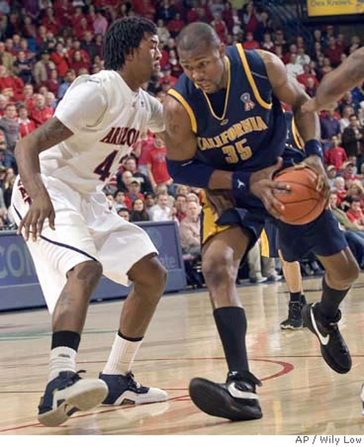 Arizona shows no mercy to Bears
