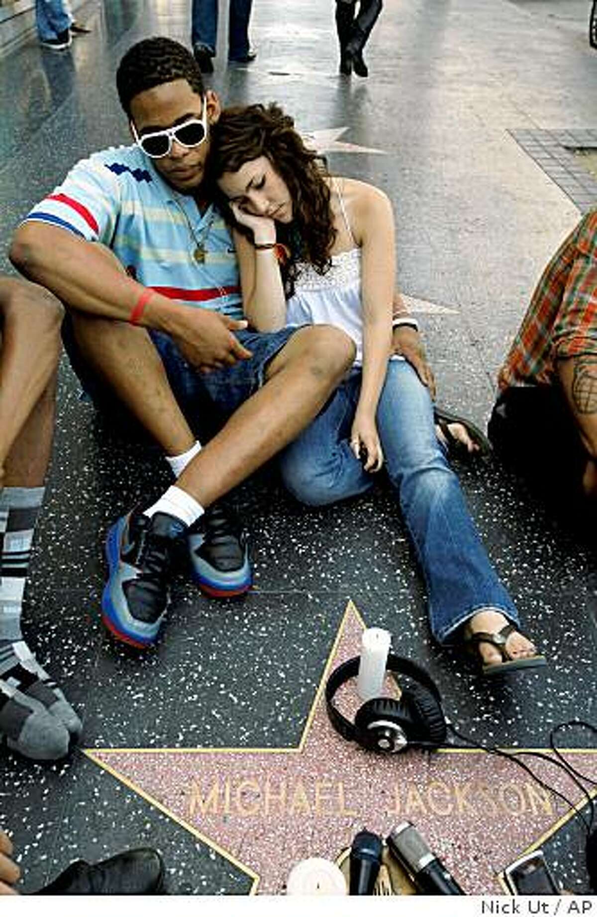 Michael Jackson dies after being rushed to L.A. hospital