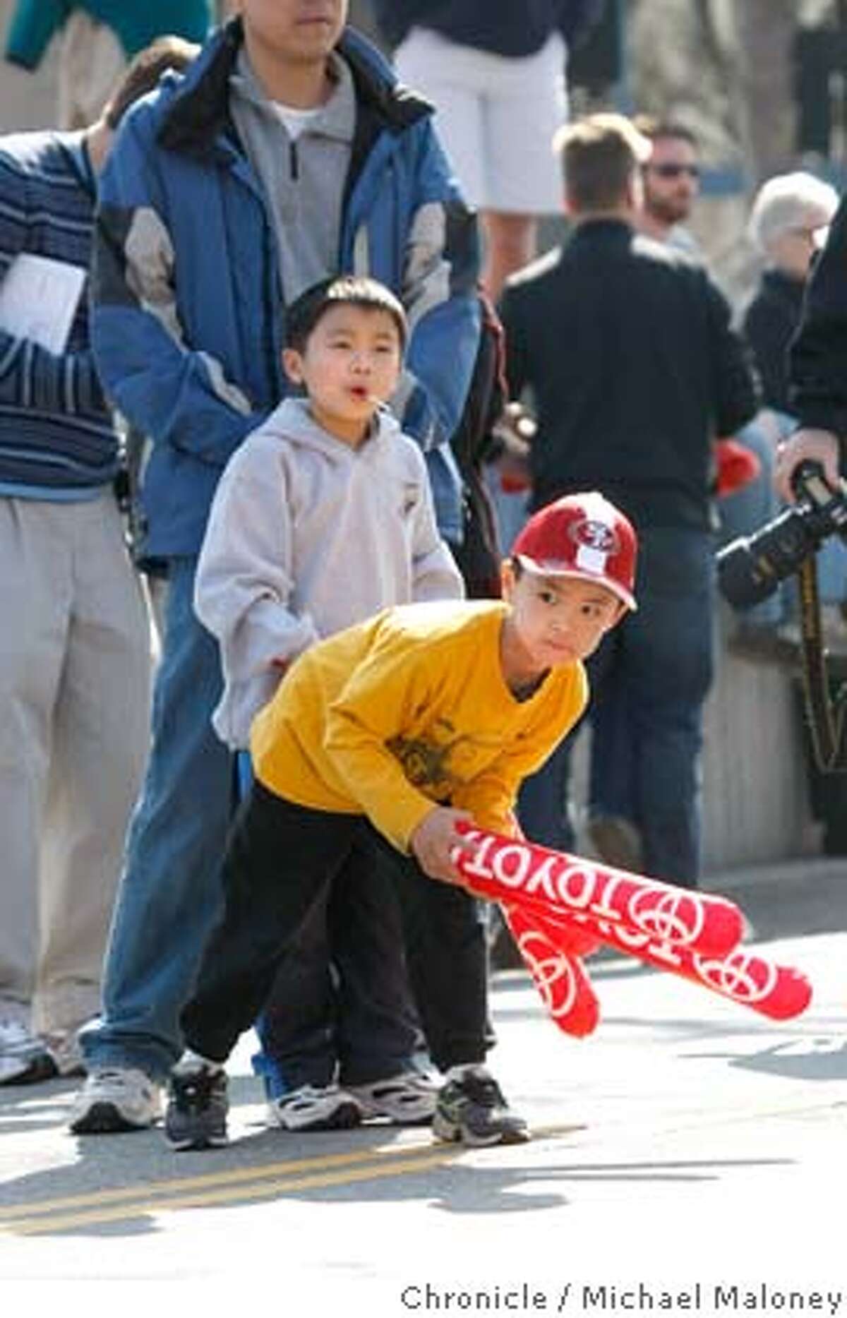 Knowledgeable fans flock to cycle time trials
