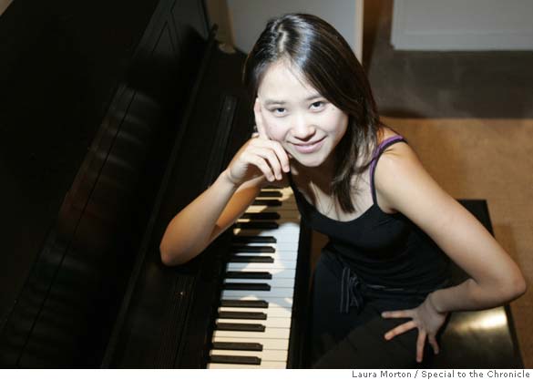 Review: Wang delivers recital for the ages