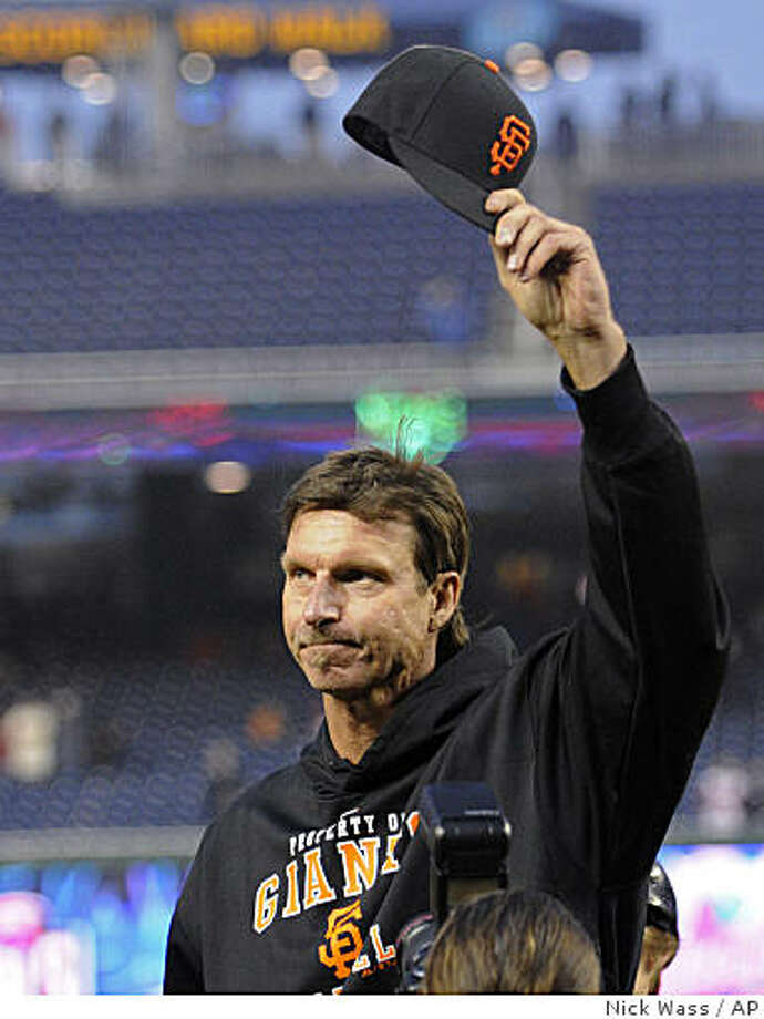 Giants' Johnson wins No. 300 - SFGate