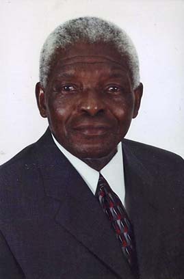 'Smitty' Smith, mentor to youth, dies at 74