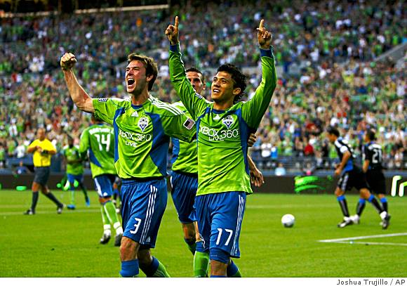 Seattle finally gets a win - at expense of Quakes