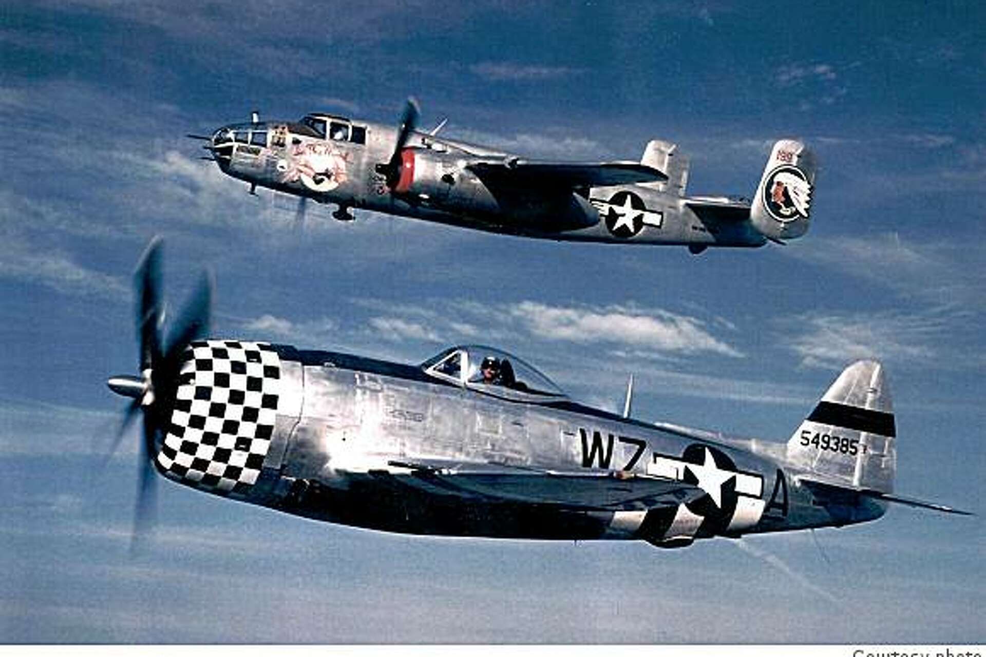 U.S., wreck hunters race to find WWII planes