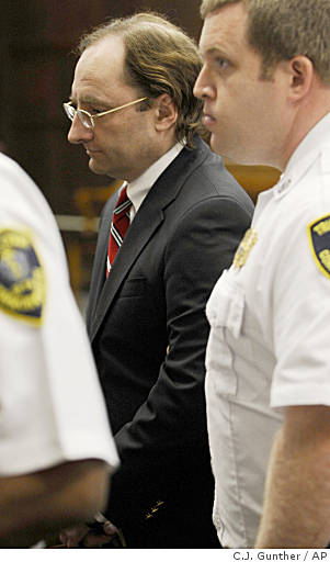 Man found guilty of kidnapping daughter, 7