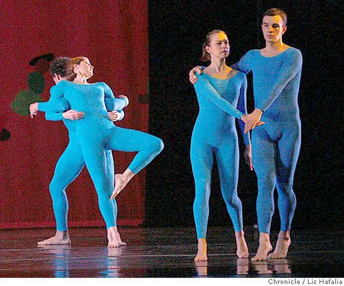 'EyeSpace' audience toys with iPods