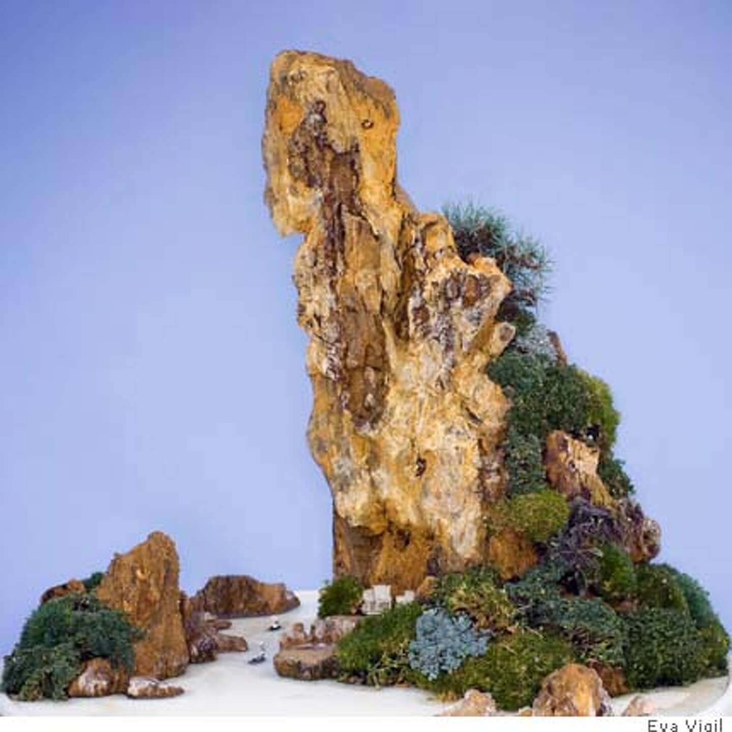 Penjing: Miniature landscapes are rock solid