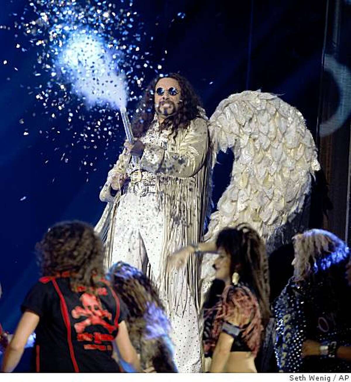 'Billy Elliot,' best musical, wins 10 Tonys