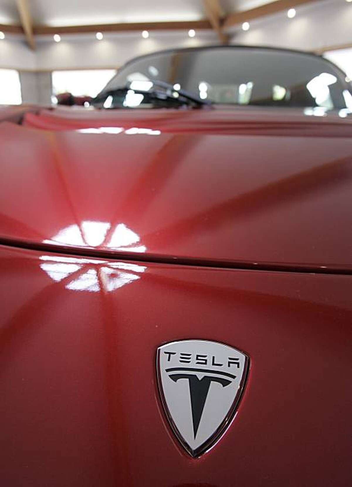 Palo Alto lands Tesla powertrain factory