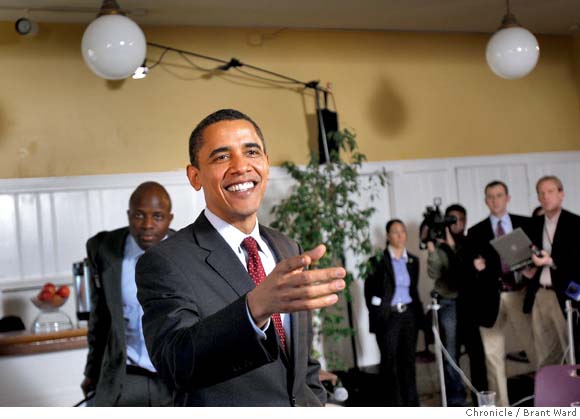 Barack Obama, in S.F., takes on the Clintons