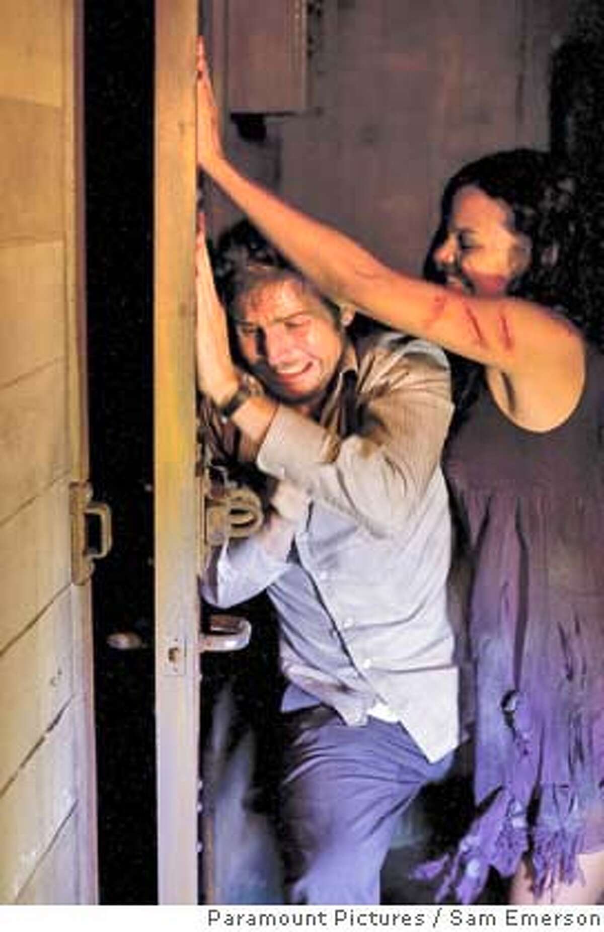 Review: 'Cloverfield' a shaky look at monster attacking New York