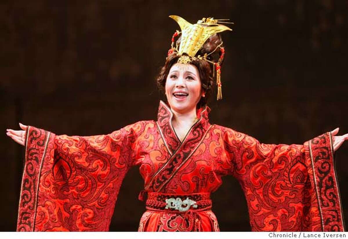 China Opera's 'Concubine' travels back in time, place