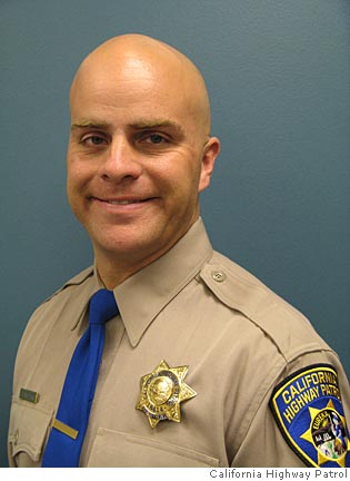 CHP officer dies in crash while seeking drunken-driving suspect