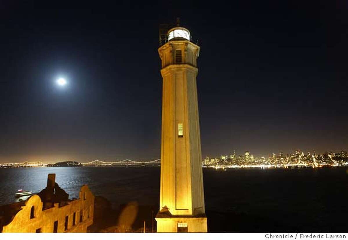 New life for venerable Alcatraz beacon