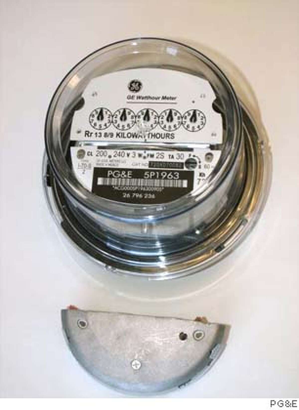 PG&E wants public to pay for newest, smartest electrical meters