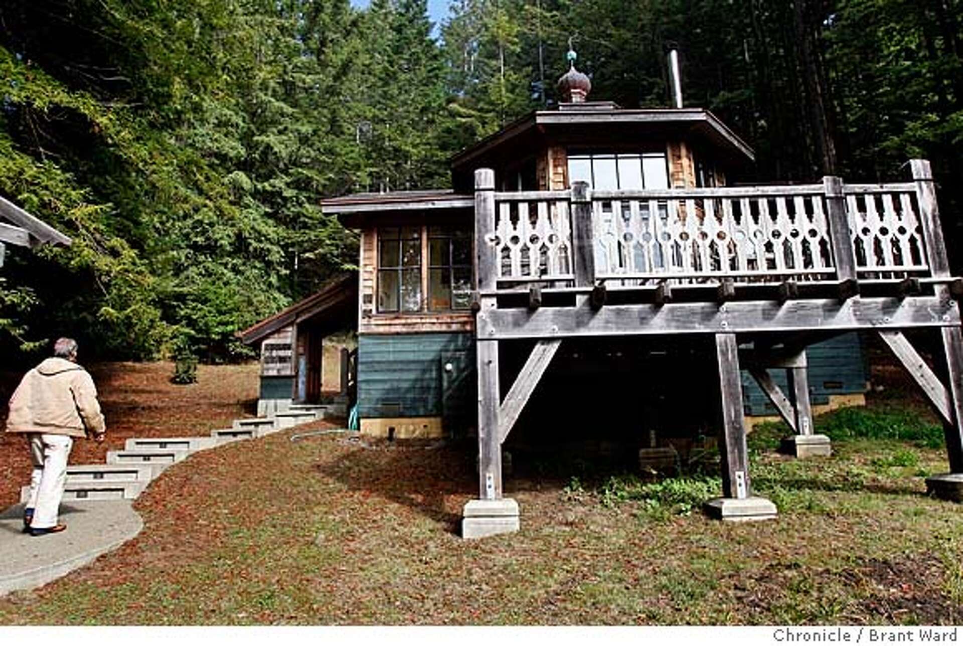 Gualala getaway: Do-it-yourself luxury the key to St. Orres Inn