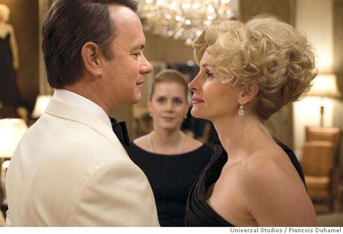 Review: 'Charlie Wilson' and Texas socialite make love - and war