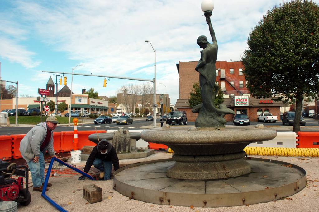 Restoration of Wheeler Fountain starts