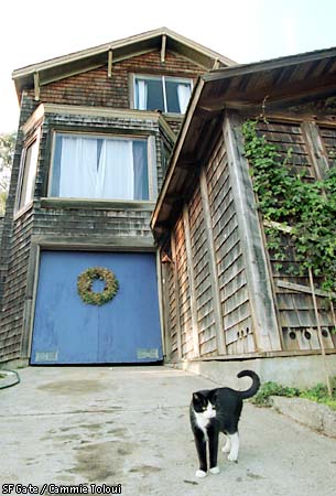 Murder House / How a house with "history" became a dream come true