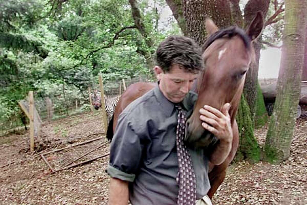 WINSLOW'S WILD KINGDOM / In the hills above Palo Alto, a Silicon Valley ...