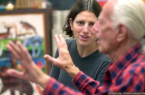 A Star Among Astronomers / Legendary Teacher, 85, Sees Stars on Street ...