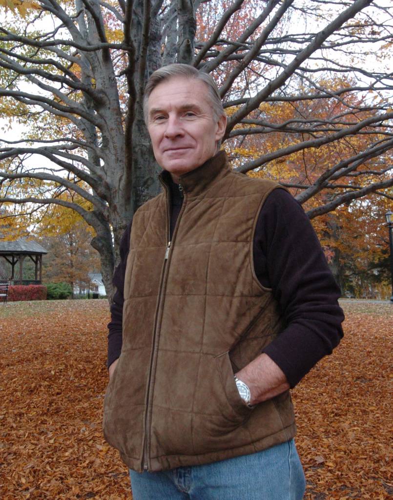 Ridgefield veteran to head state parade