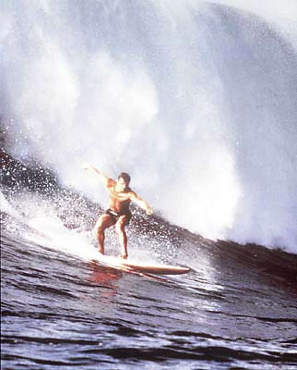 Surfers Age Gracefully, and Powerfully / Riding the waves sculpts the ...