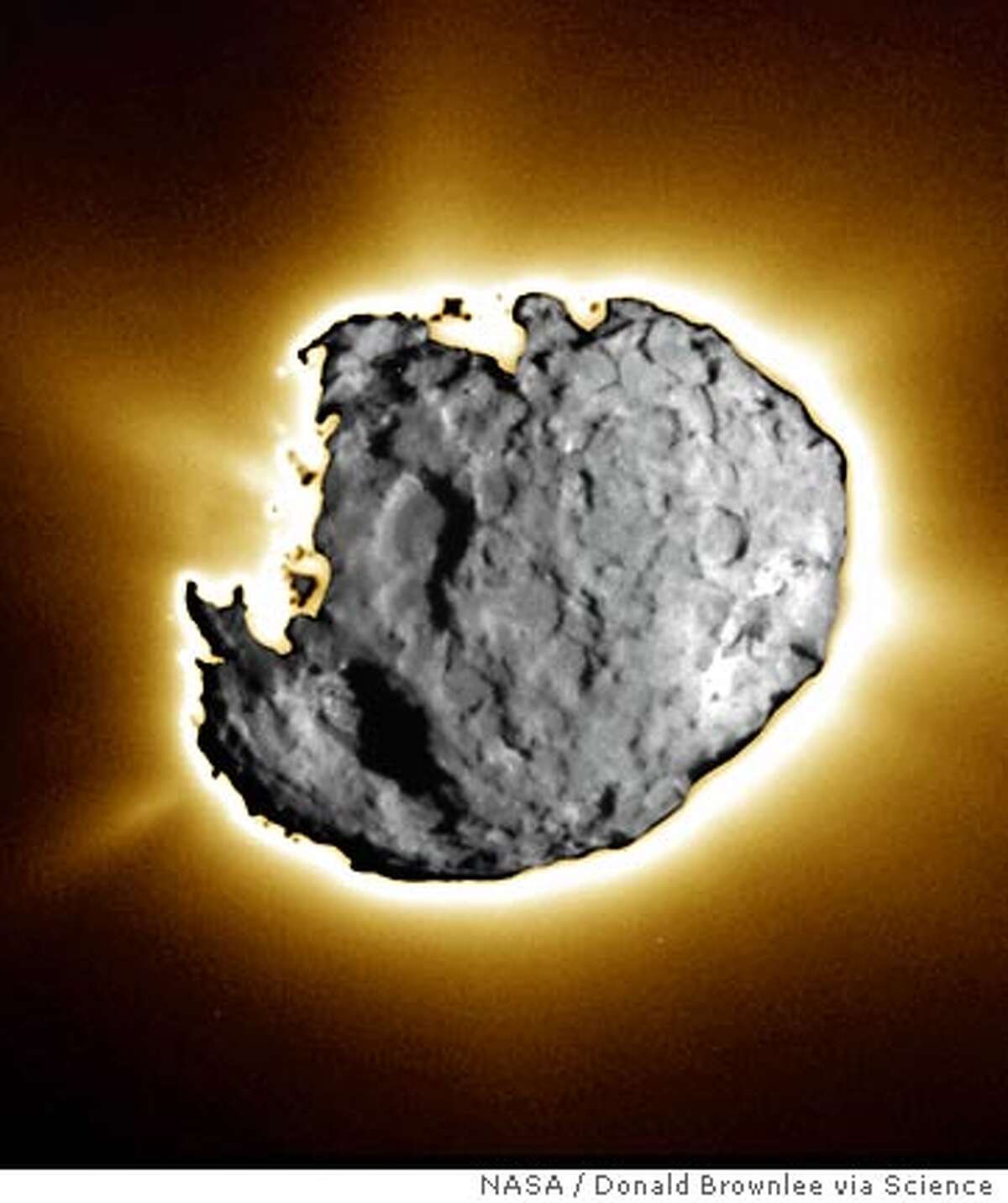 Close-up look at comet blasts conventional theories