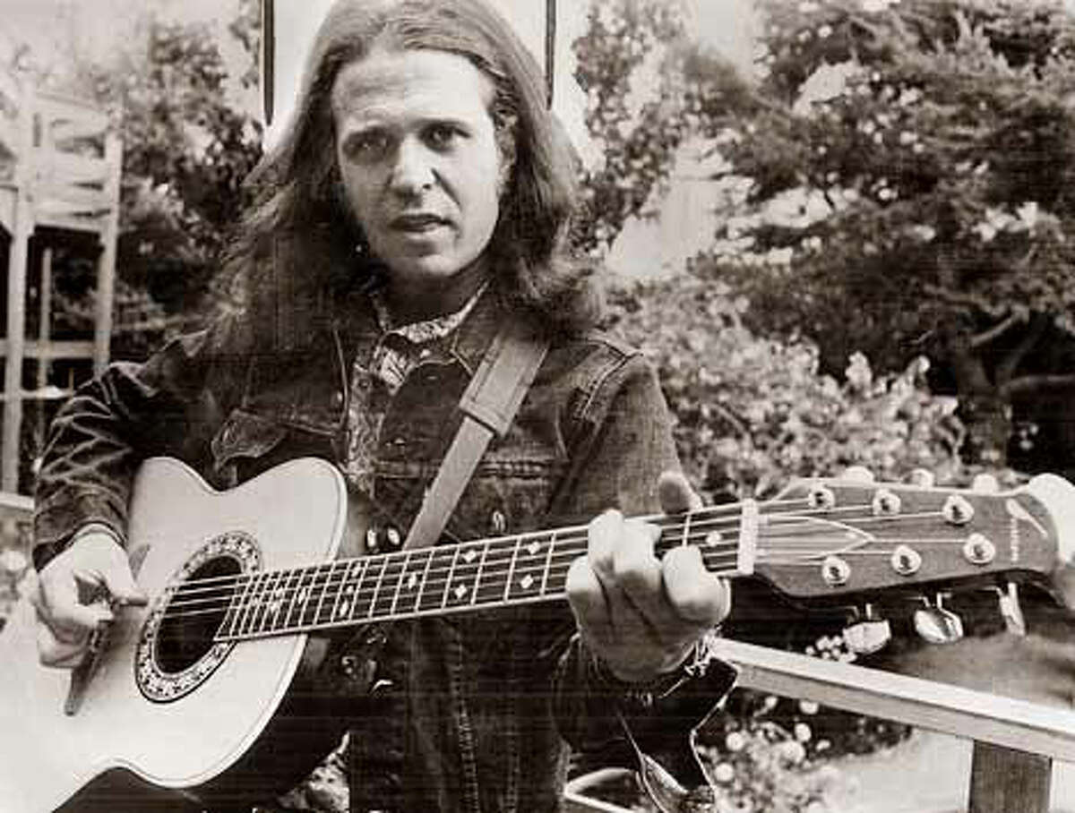 An Unlikely Hero / Anti-war anthem gives Country Joe a platform for ...