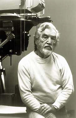 Snapshots of Father and Son / Edward Weston is revealed in letters