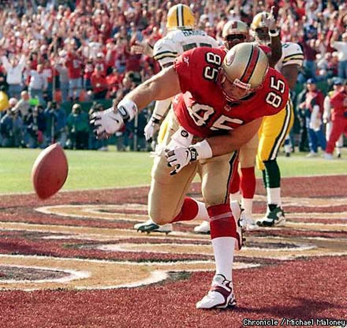 UNDER CONSTRUCTION / Walsh and 49ers' front office face a host of ...