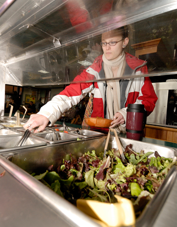 12 of the Most Healthy and Sustainable College Cafeterias