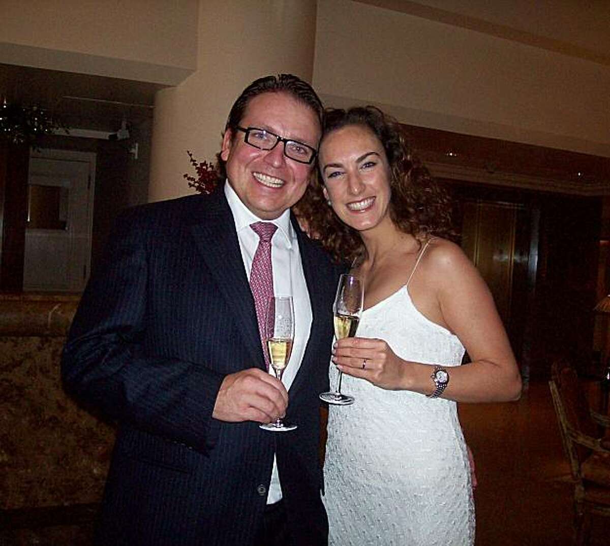 Taj Campton pulls off holiday wedding at City Hall