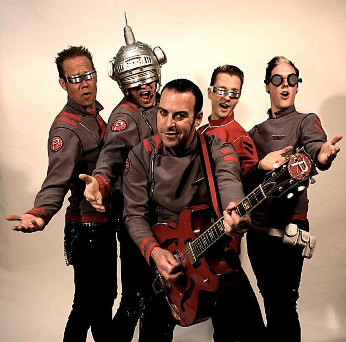 The Phenomenauts: A way of life, a live phenomenon