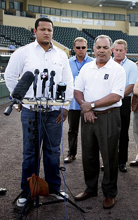 Wainwright will miss season after surgery