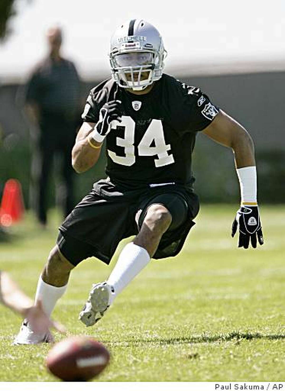 Potential 'limitless' for Raiders' rookie Heyward-Bey