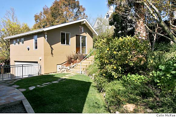Walk-through: 5272 Golden Gate Ave., Oakland