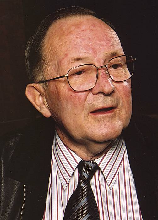 Chalmers Johnson, East Asia scholar, dies