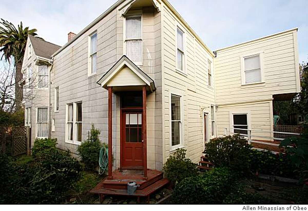 The Walk-Through: 130 Delmar St., S.F.