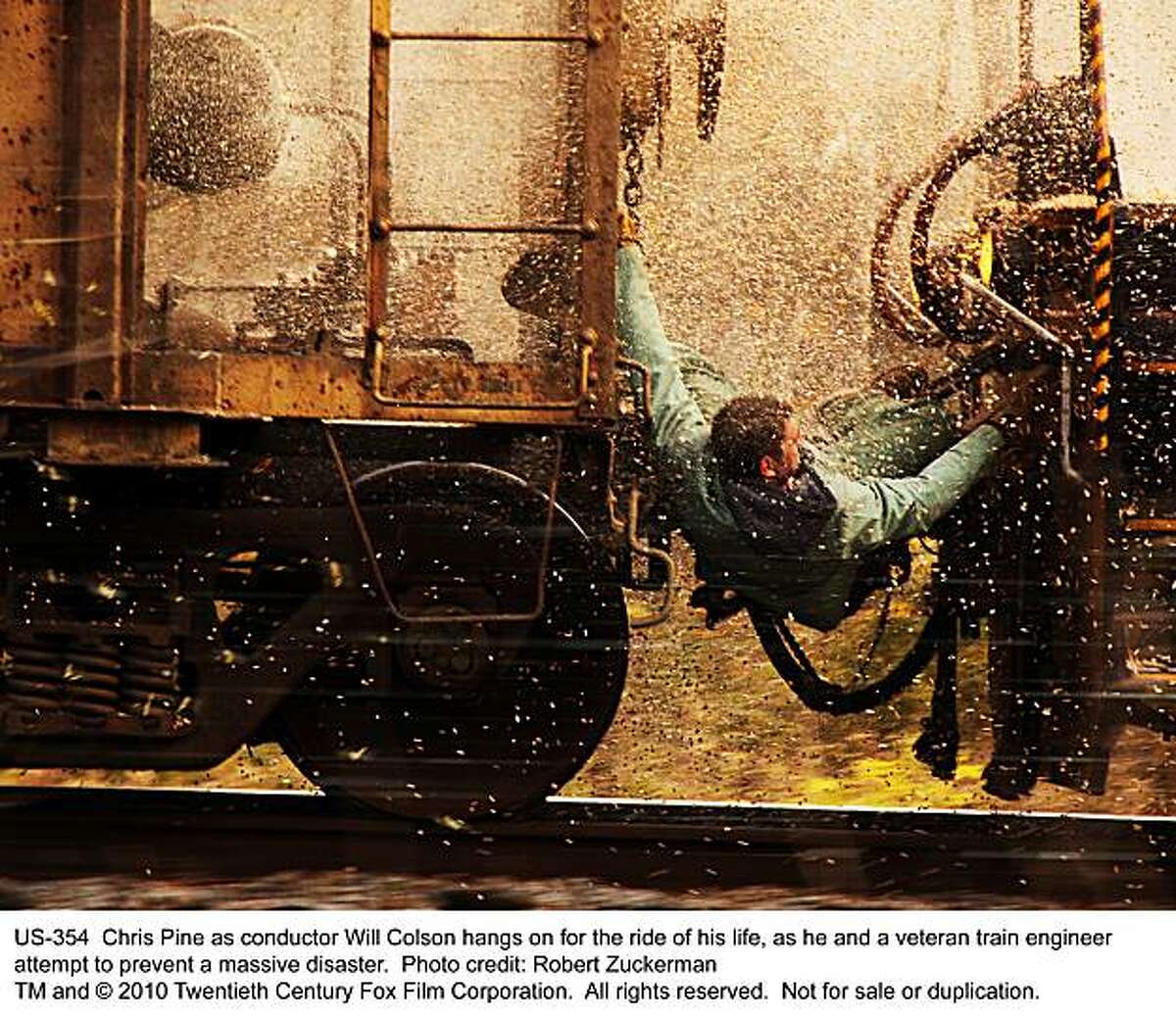 'Unstoppable' review: Runaway train, fast action