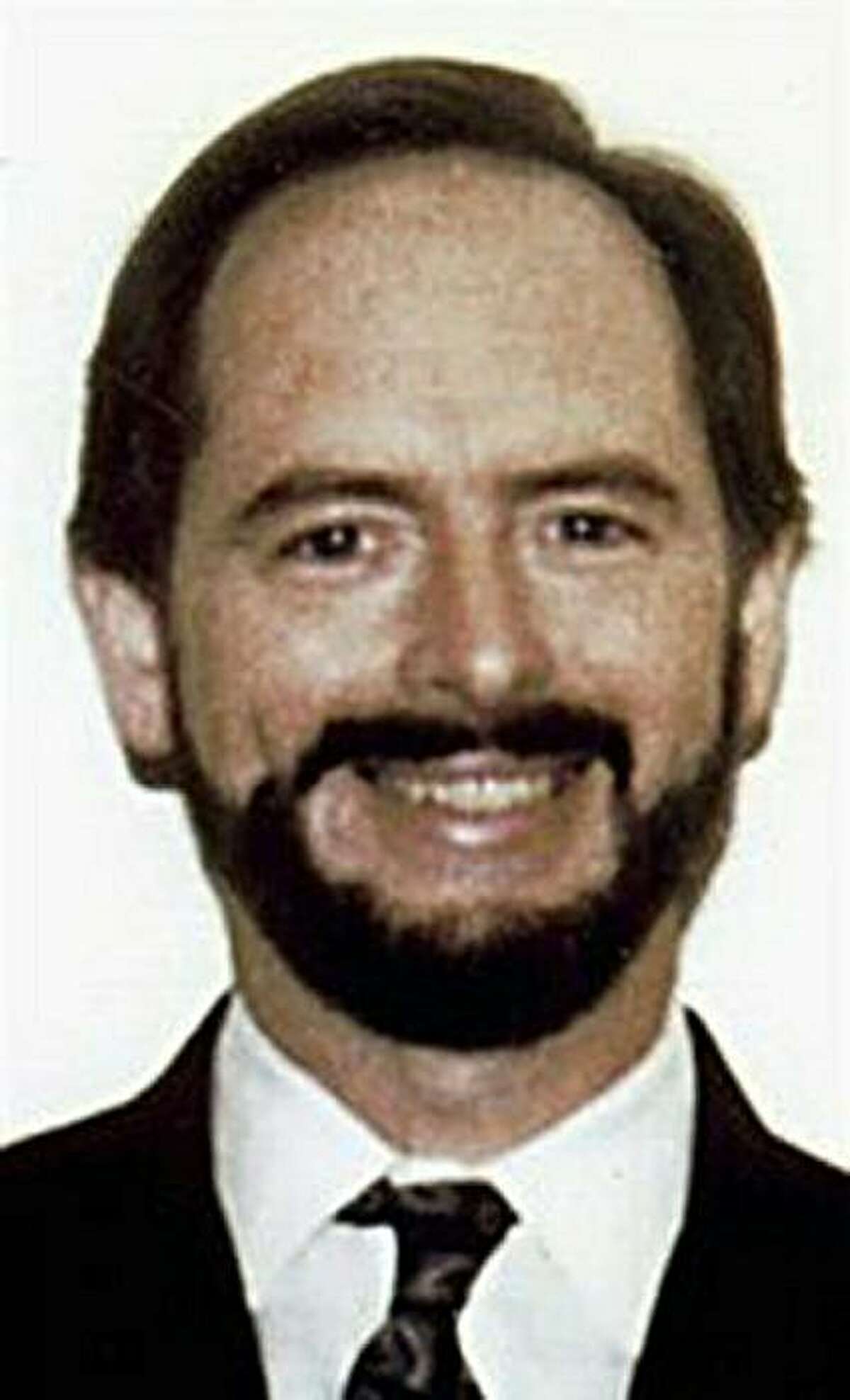 Harold Nicholson, convicted spy, admits to plot