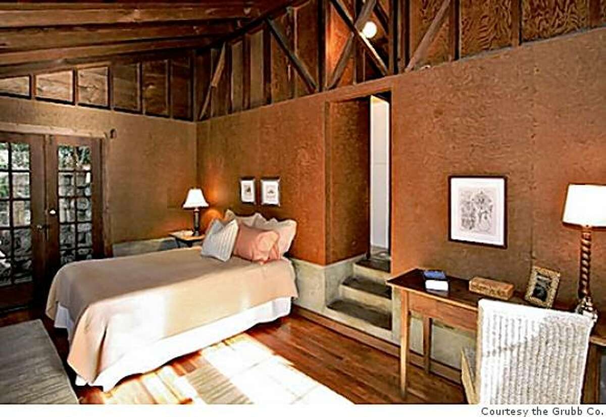 Maybeck's Berkeley 'cubby' set to sell