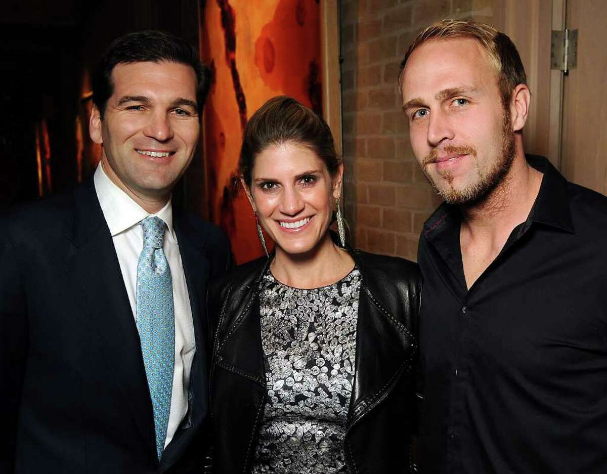 Art auction gives Ballet Ball a jump