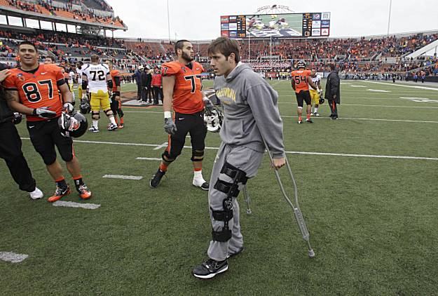Cal QB Kevin Riley's knee injury 'extensive'