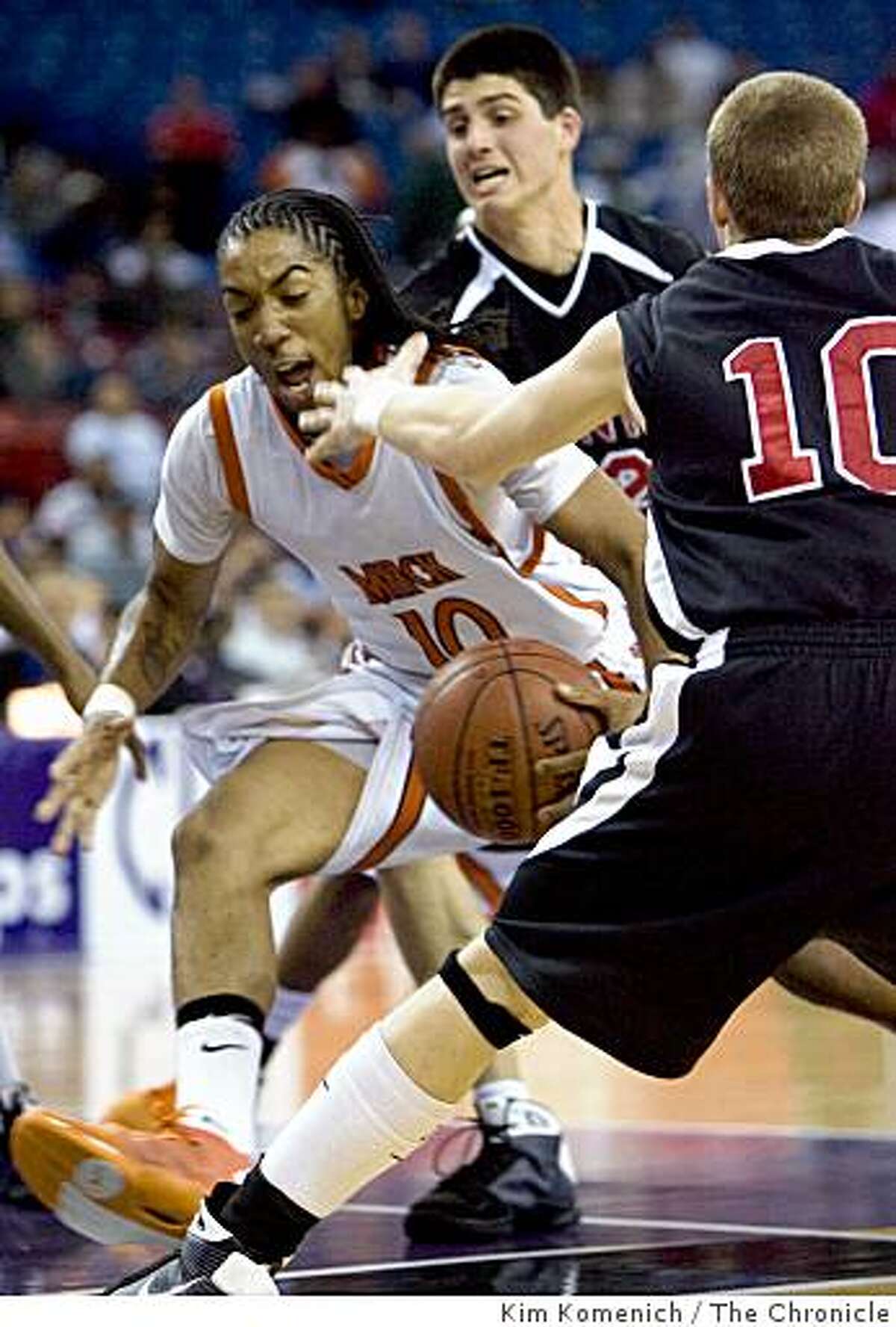 Warriors win with transfer