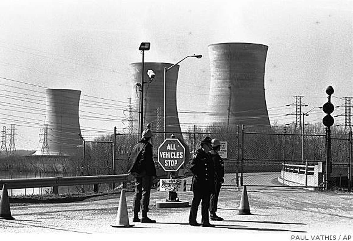 Nuclear power industry sees opening for revival