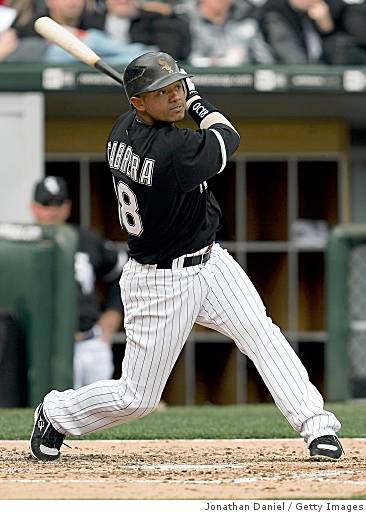 A's sign shortstop Cabrera