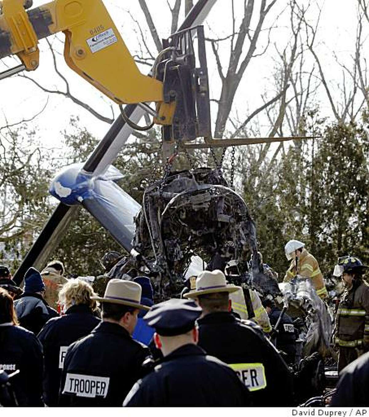 Investigators find key parts of crashed plane