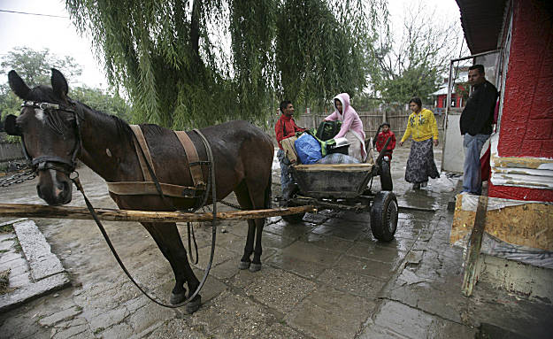 France's Gypsy deportations draw EU legal action