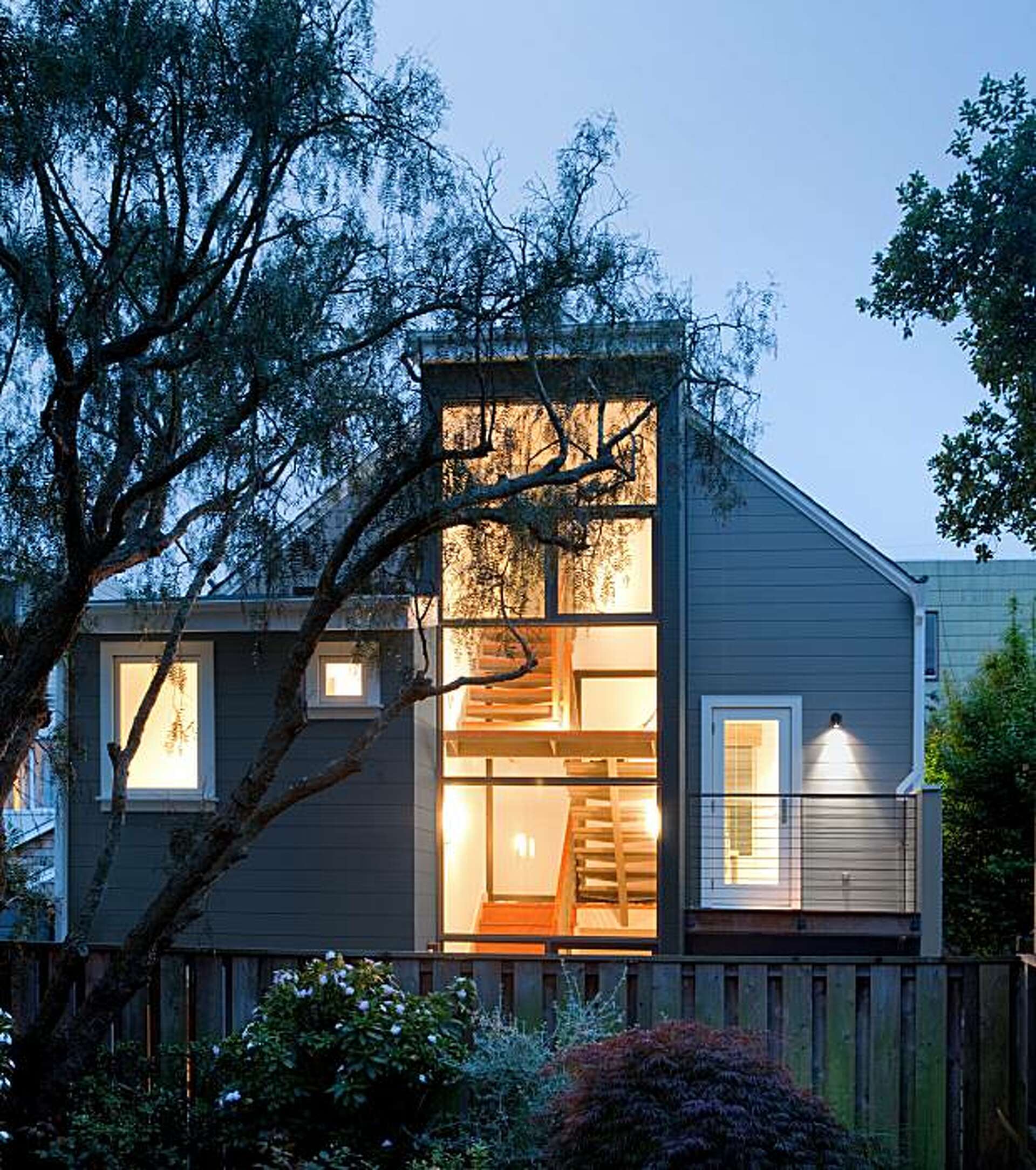Victorian cottage makeover creates guesthouse